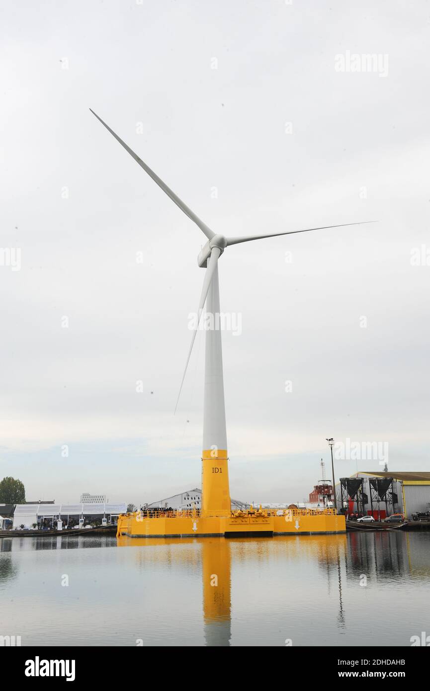 The inauguration of the first floating wind turbine in the Saint ...