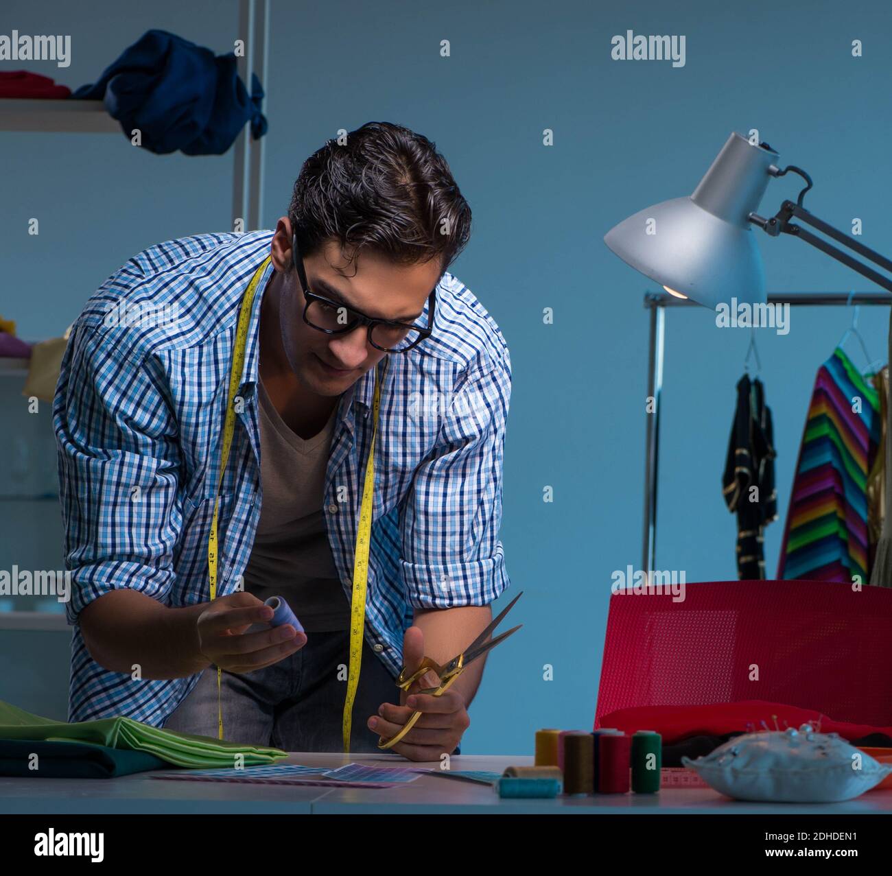 Sewer measuring garment hi-res stock photography and images - Alamy