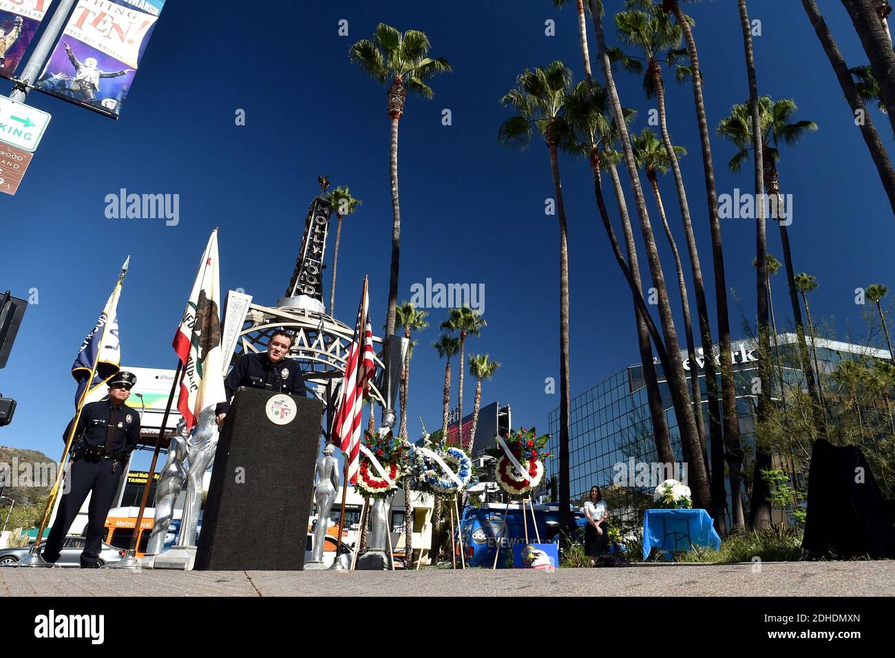 Los angeles police officer joe hi-res stock photography and images - Alamy