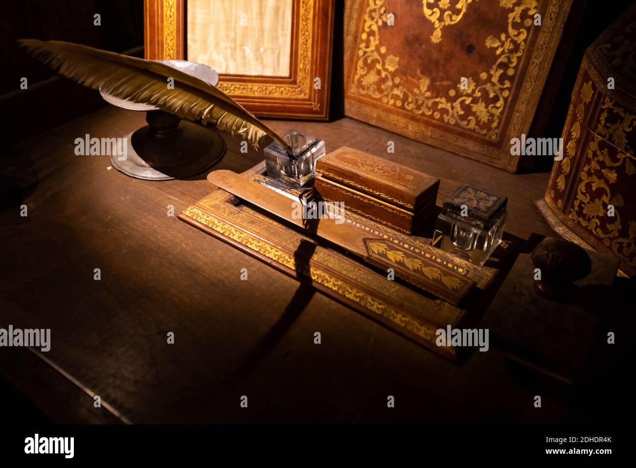 Close up inkwell with feather and writing accessorits vintage style ...