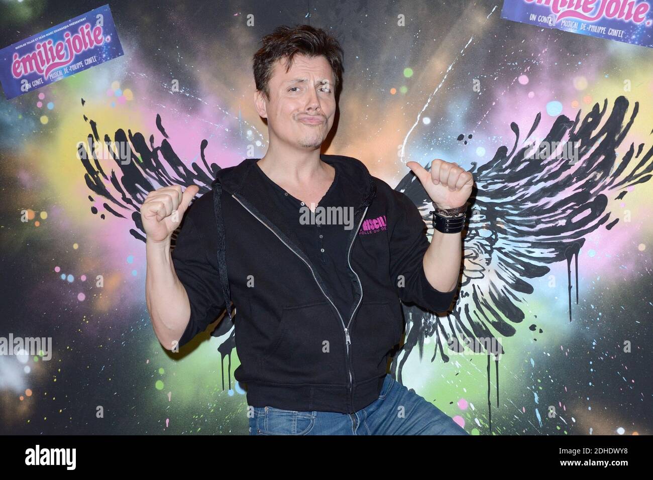 Laurent Ban assiste a la Generale de Presse de la comedie musicale ...
