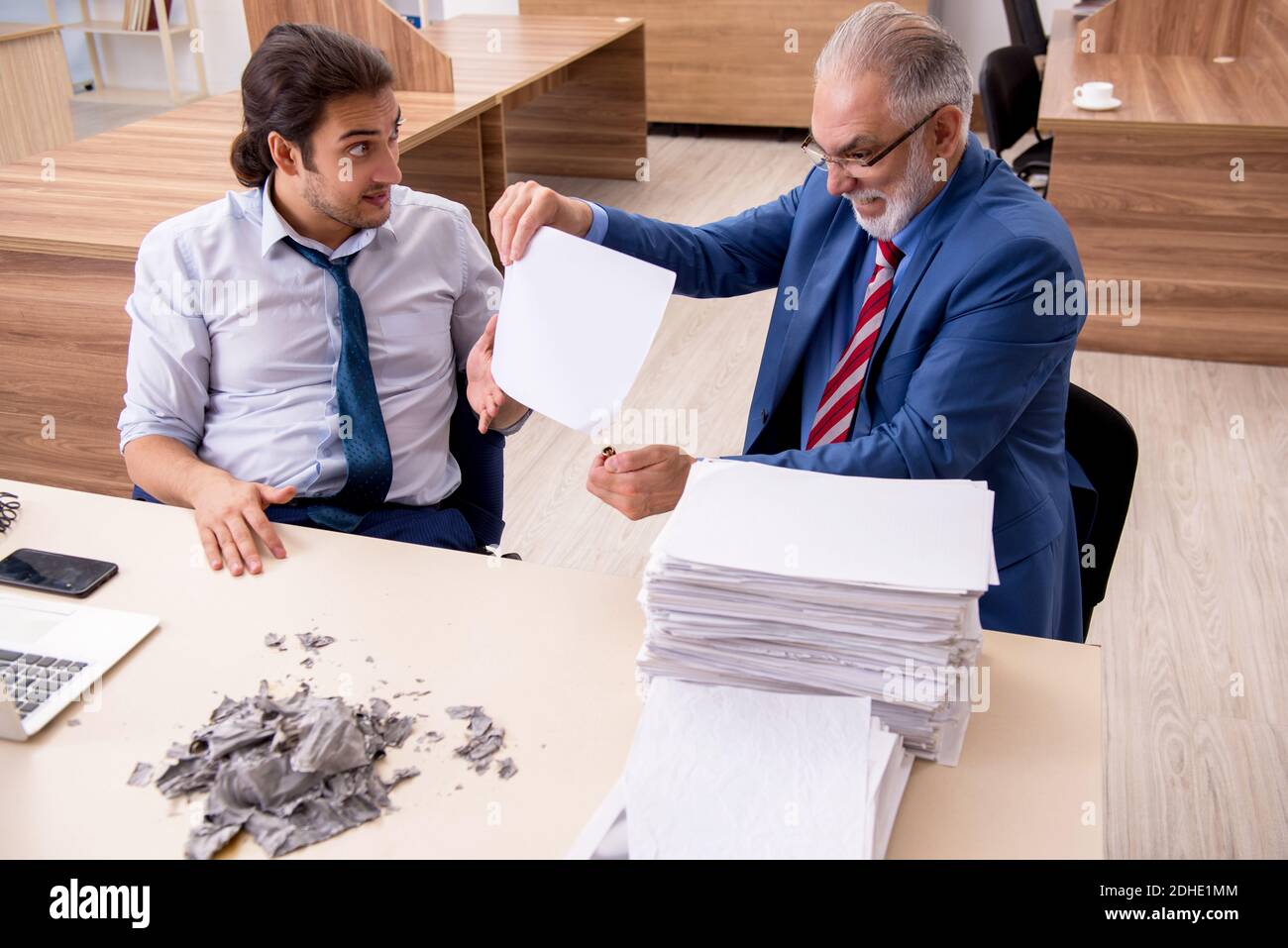 Pile papers and fire hi-res stock photography and images - Alamy
