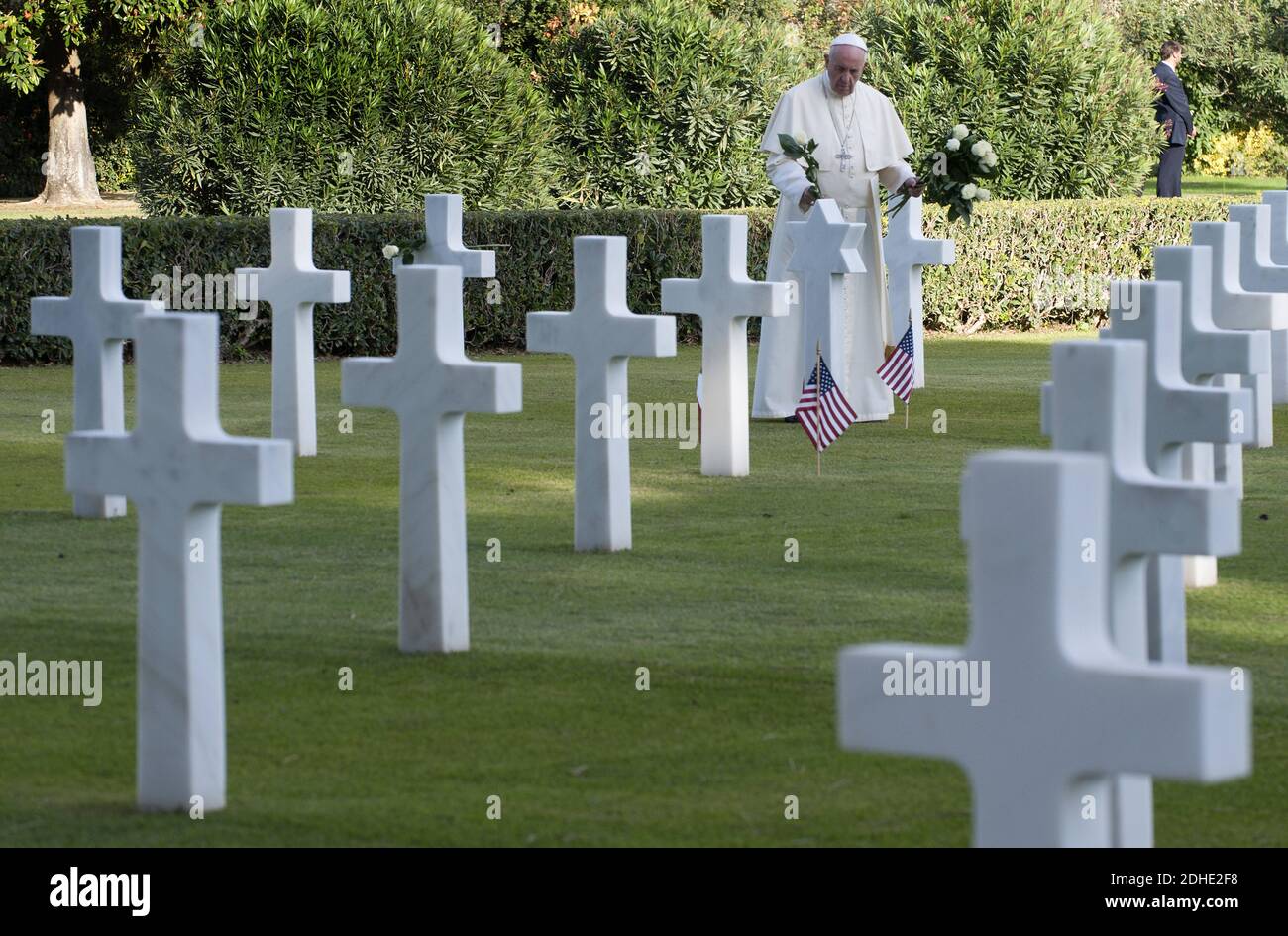 Pope Francis passes graves, before a Mass at the U.S. World War II ...