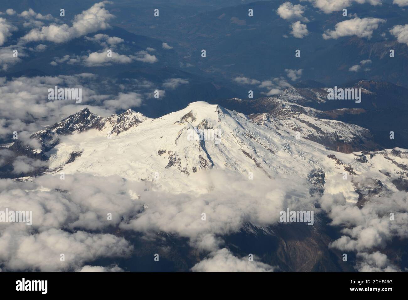 Aerial view of Mt Rainier, the tallest active volcano in the state of ...