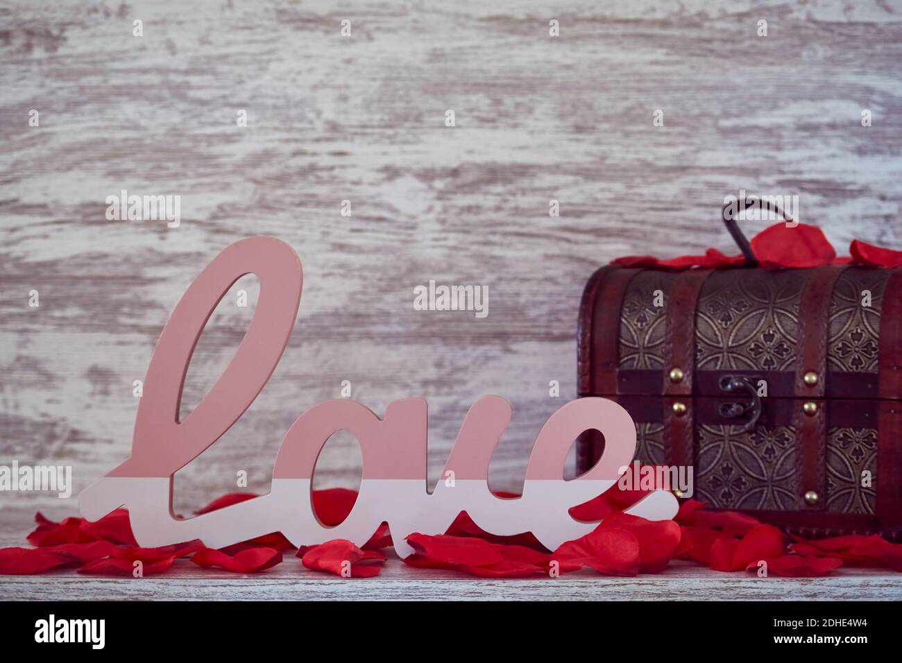 Beautiful casket hi-res stock photography and images - Alamy
