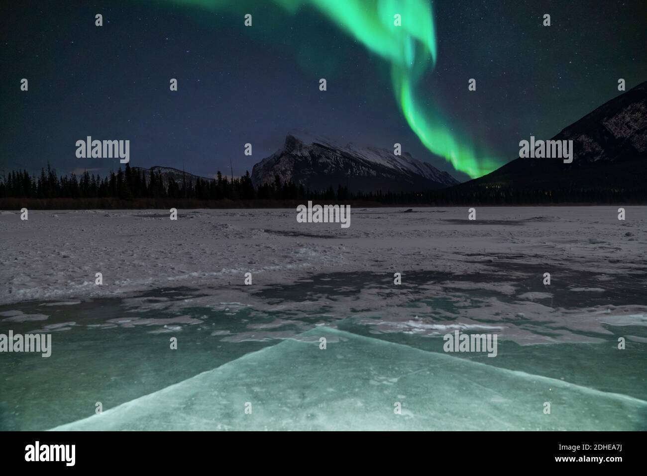 Mount Rundle Under Northern Lights In Banff Alberta Stock Photo - Alamy