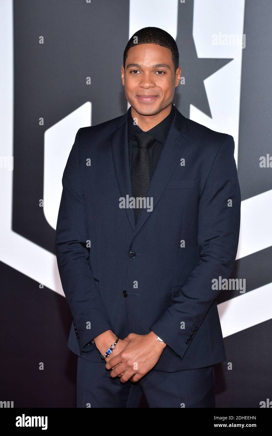 Ray Fisher attends the premiere of Warner Bros. Pictures' 'Justice ...