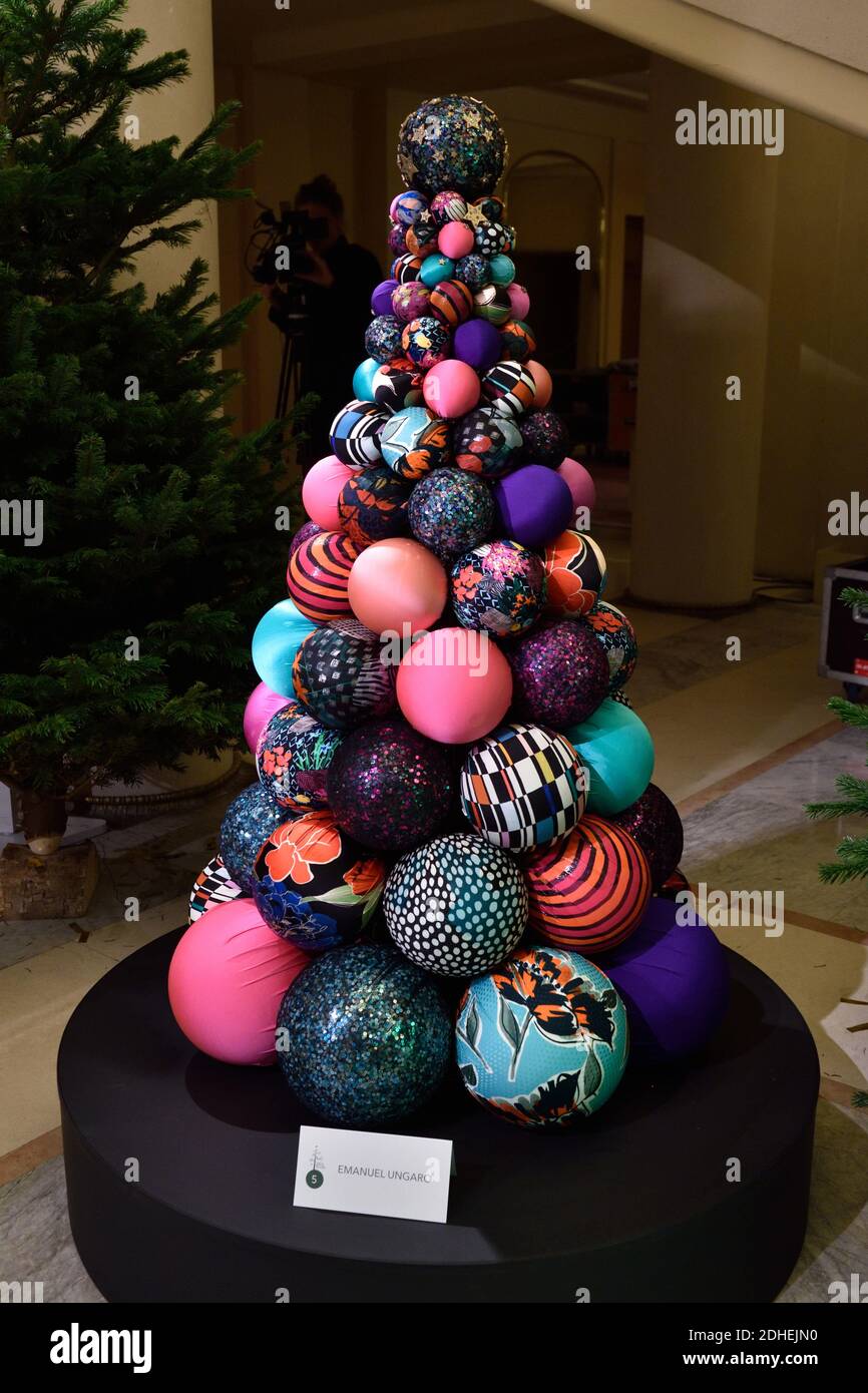 Illustration view of Christmas Tree from Emmanuel Ungaro during the ...