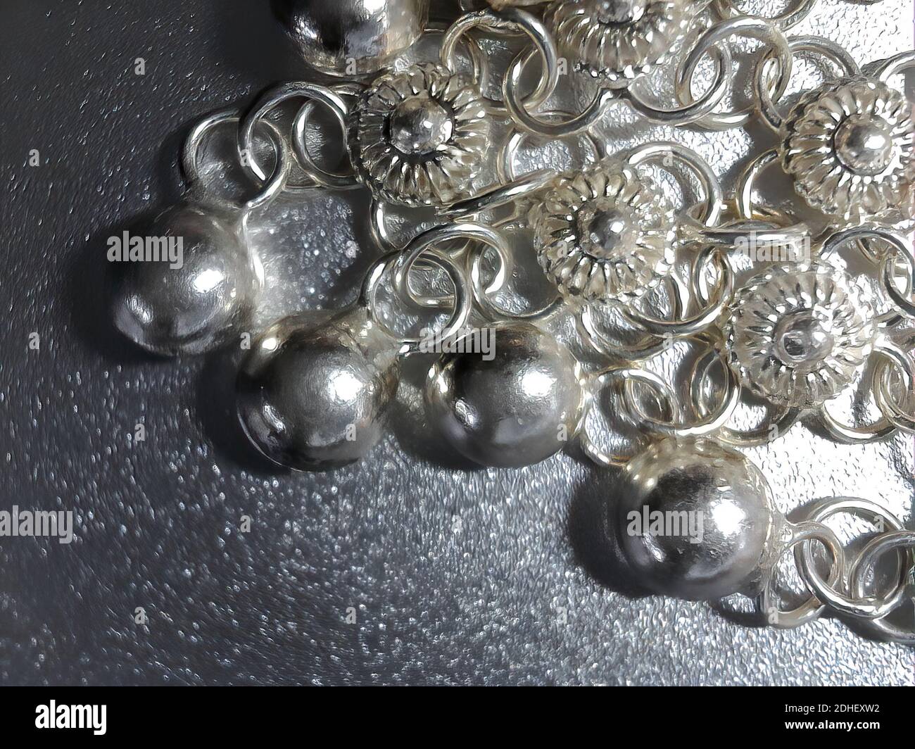 Filigree silver hi-res stock photography and images - Alamy