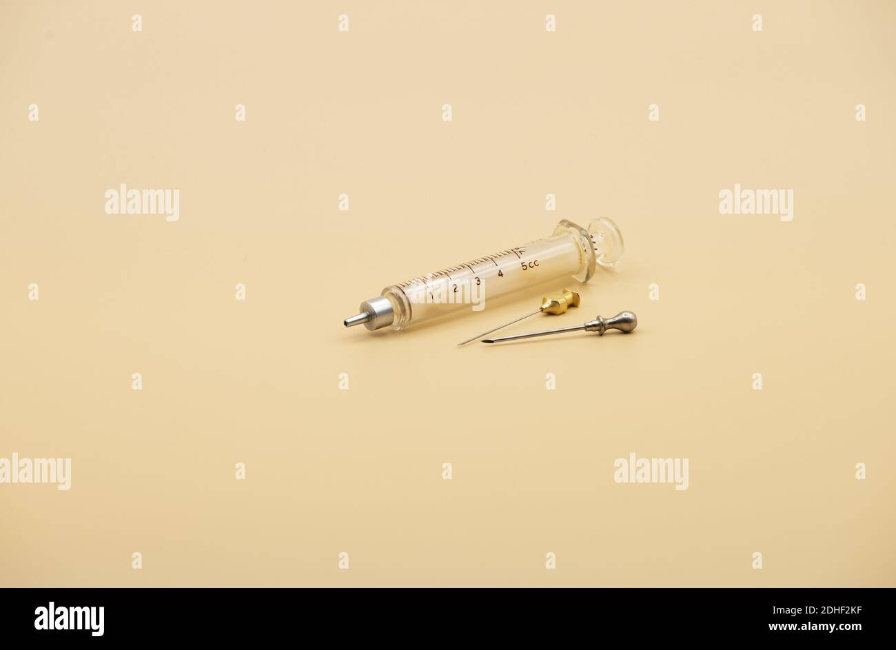 Syringe tips hi-res stock photography and images - Alamy