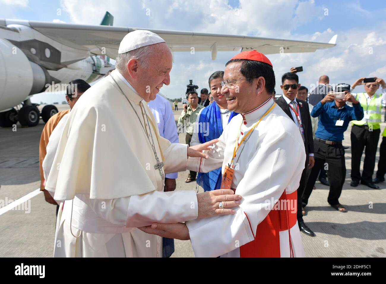 Charles maung cardinal bo hi-res stock photography and images - Alamy