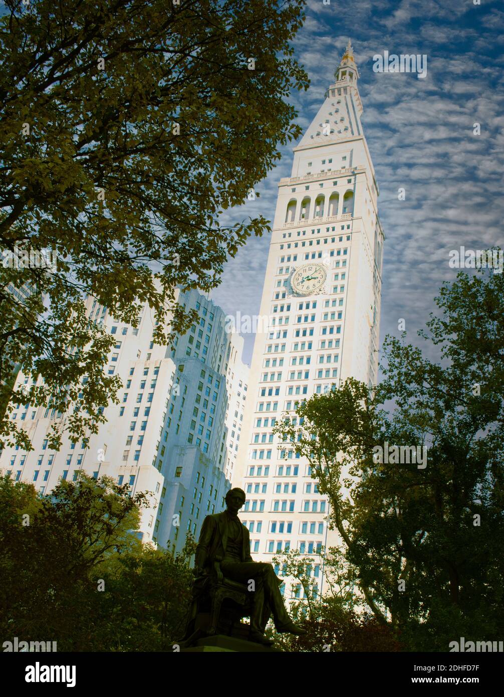 metropolitan life insurance tower at madison square park Stock Photo ...
