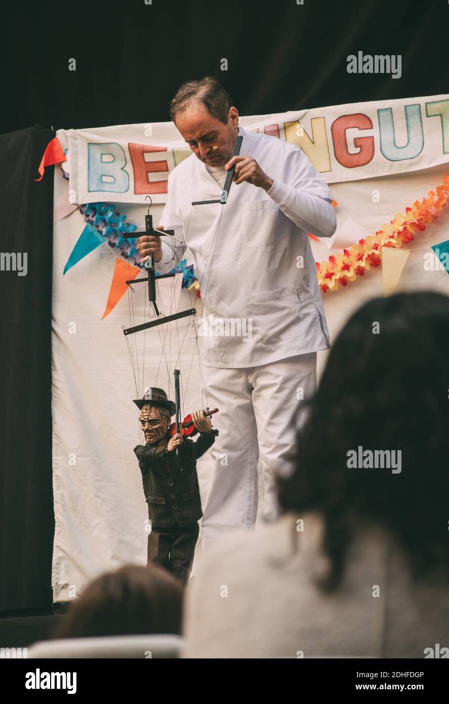 Kids playing puppets hi-res stock photography and images - Alamy