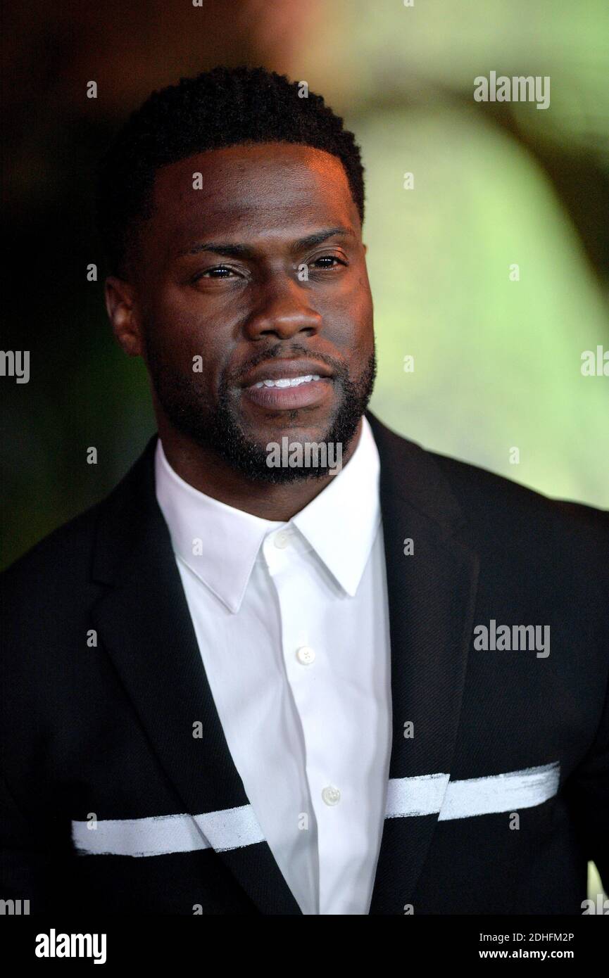 Kevin Hart attends the premiere of Columbia Pictures' 'Jumanji: Welcome ...