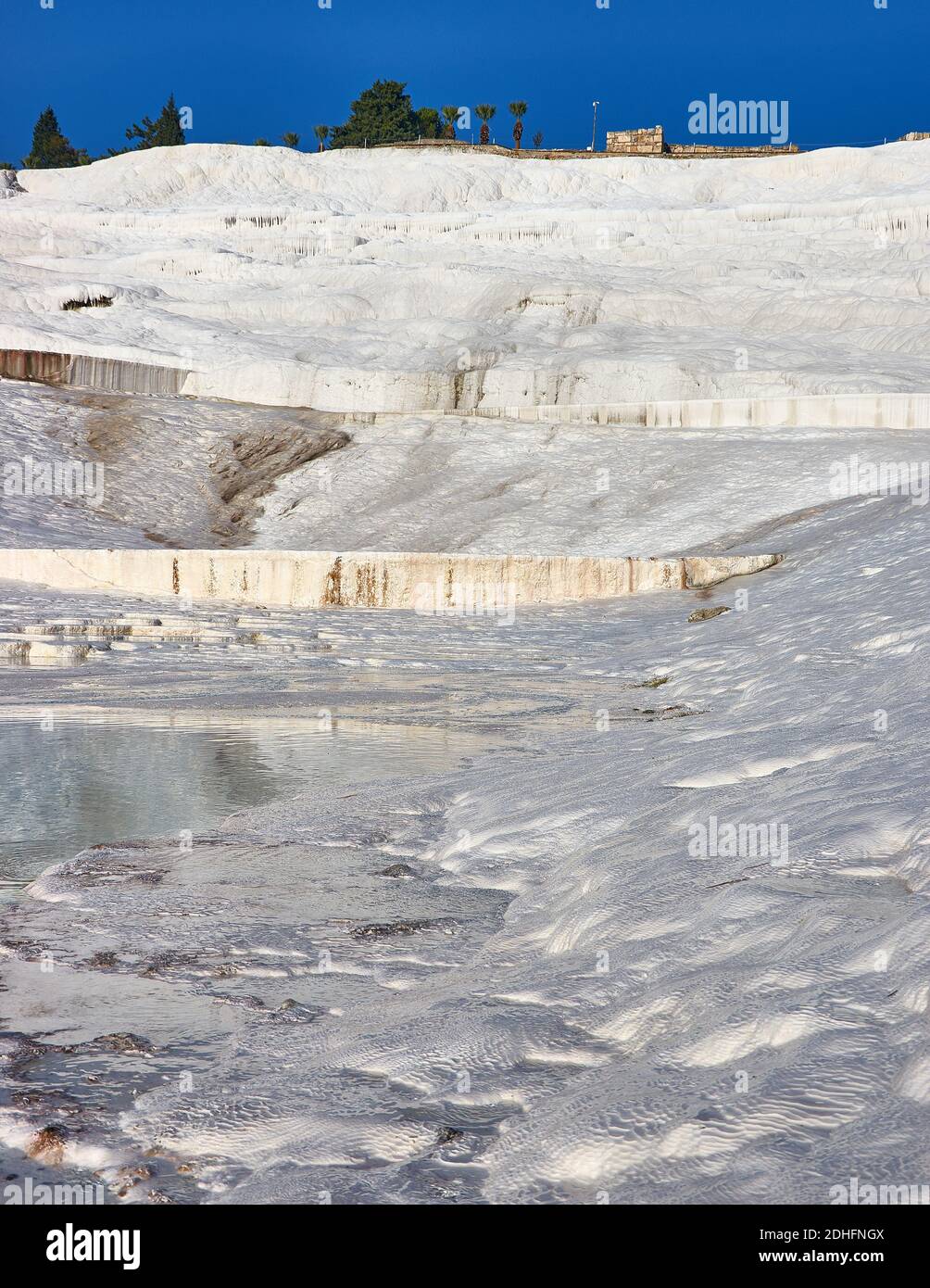 Natural travertine pools in Pamukkale Stock Photo - Alamy