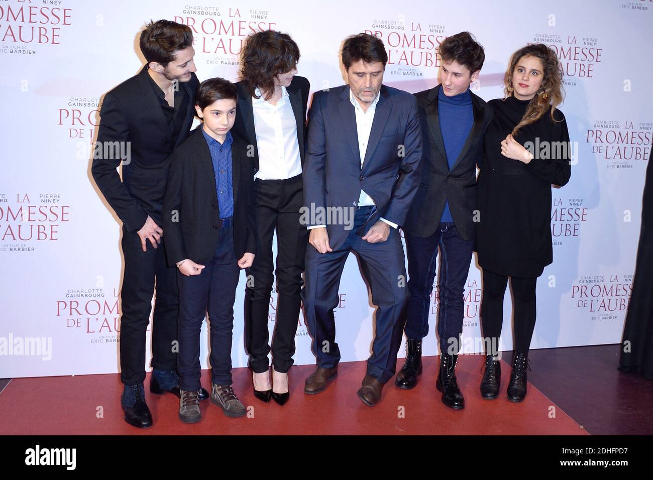 Pierre Niney, Pawel Puchalski, Charlotte Gainsbourg, Eric Barbier, Nemo ...