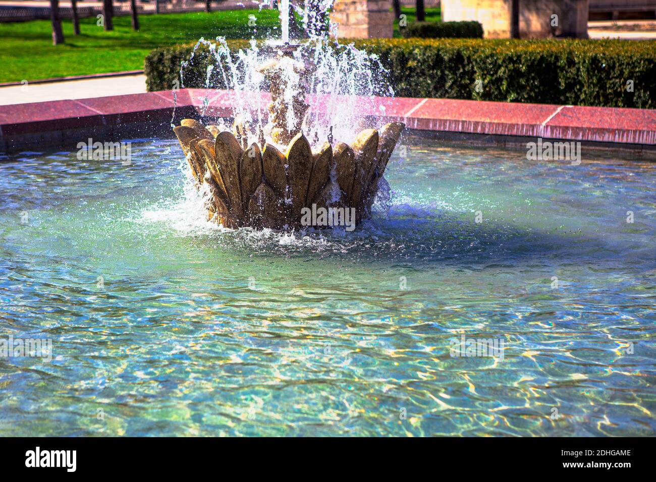 Flowing and spouting water hi-res stock photography and images - Alamy