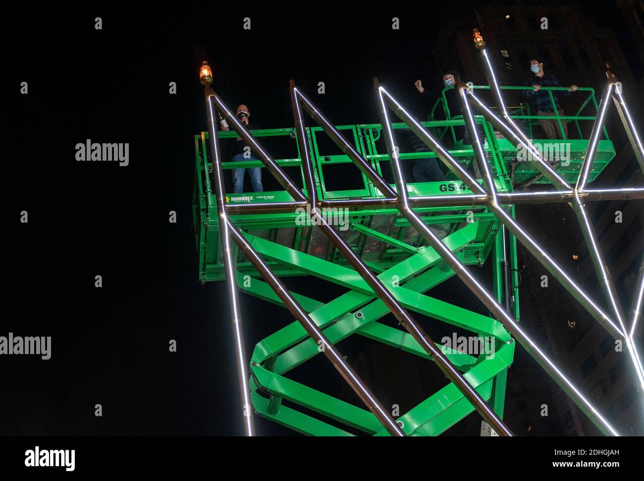 New York, NY - December 10, 2020: Rabbi Shmuel Butman & members of ...