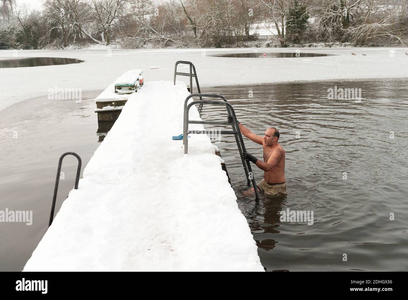 Highgate mens bathing pond hi-res stock photography and images - Alamy