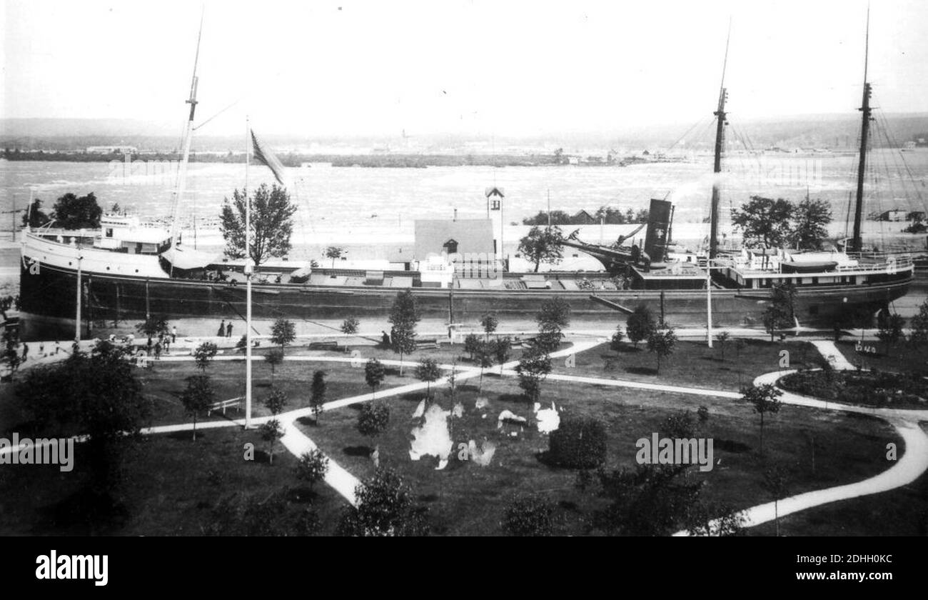 Doty Black and White Stock Photos & Images - Alamy