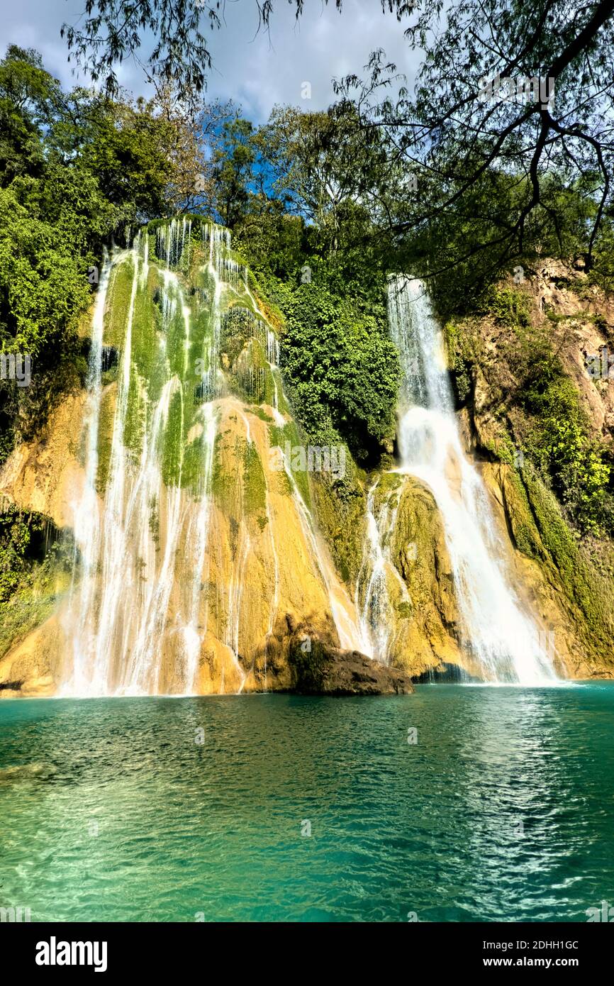 Minas Viejas waterfall, Huasteca Potosina, San Luis Potosi, Mexico ... Minas Viejas waterfall, Huasteca Potosina, San Luis Potosi, Mexico ...