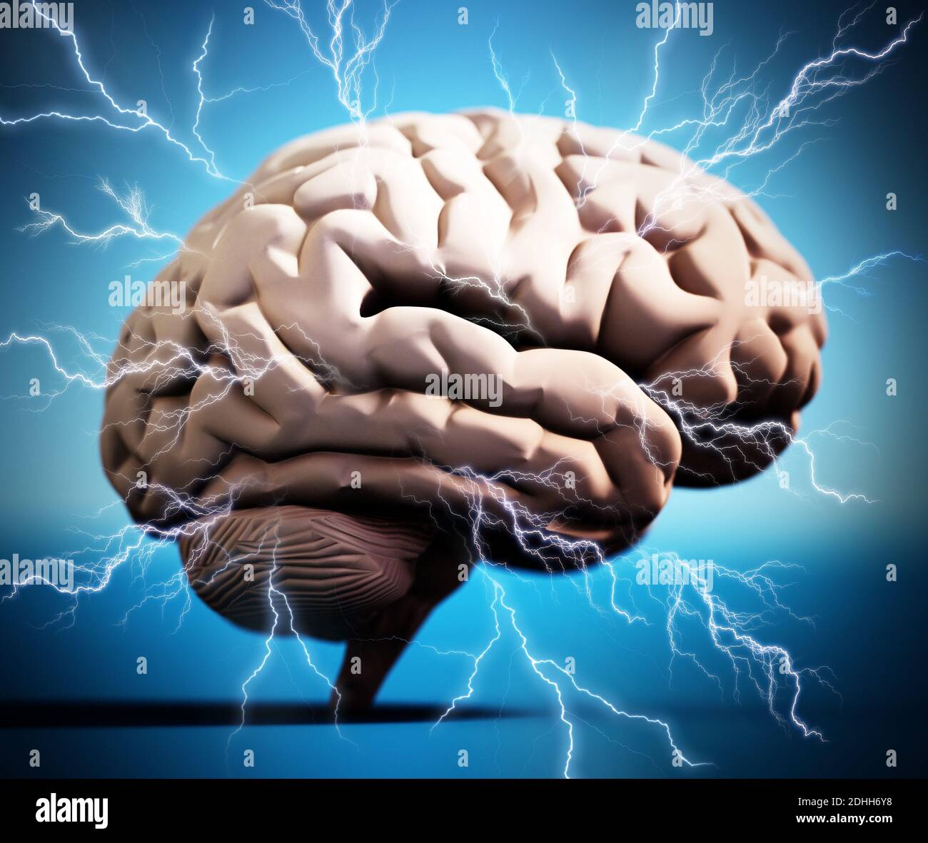 Lightning bolts around the brain. Brainstorming concept. 3D ...