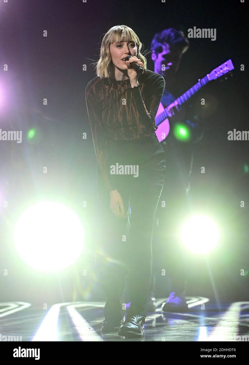 Leipzig, Germany. 10th Dec, 2020. Singer-songwriter Lea is on stage ...
