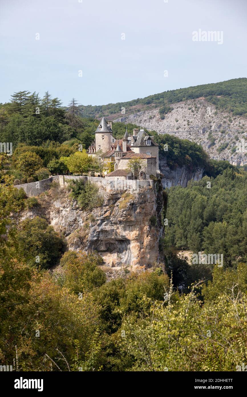 Chateau de belcastel hi-res stock photography and images - Alamy