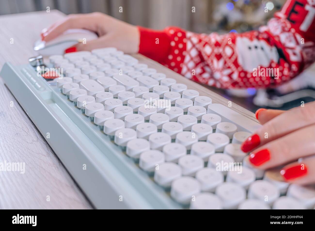 White keyboard hi-res stock photography and images - Alamy