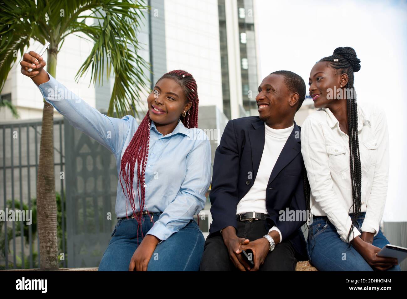 Group of people formal attire hi-res stock photography and images - Alamy