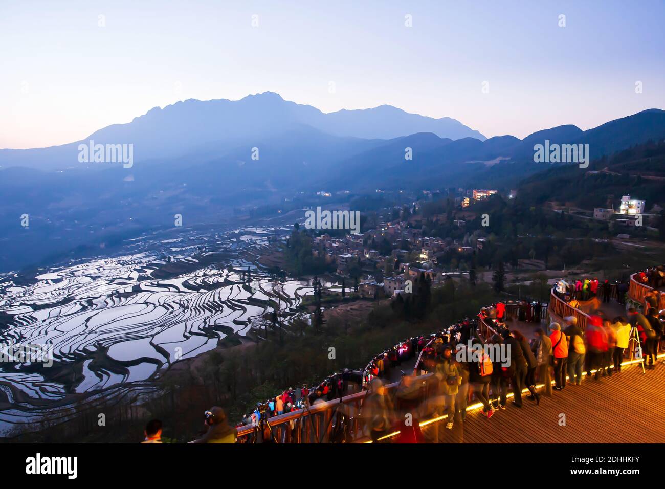 Yuanyang rice terraces hi-res stock photography and images - Alamy