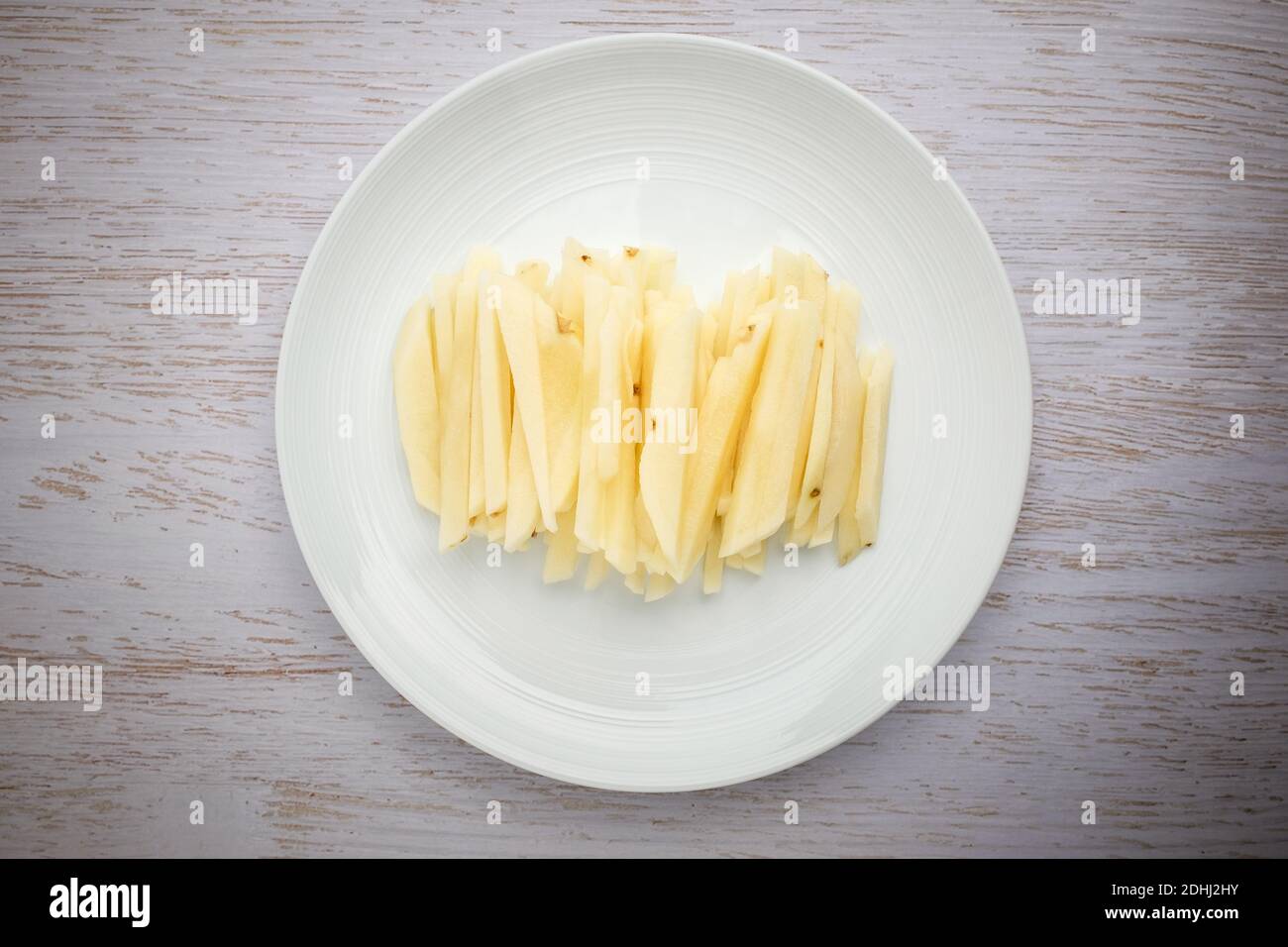 Potatoes sliced hi-res stock photography and images - Alamy