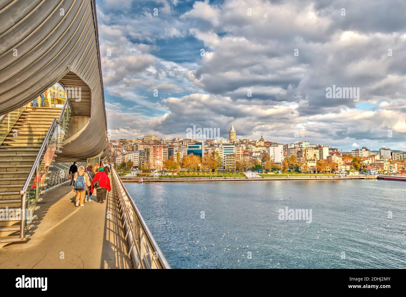 Halic Bridge, Istanbul Stock Photo - Alamy