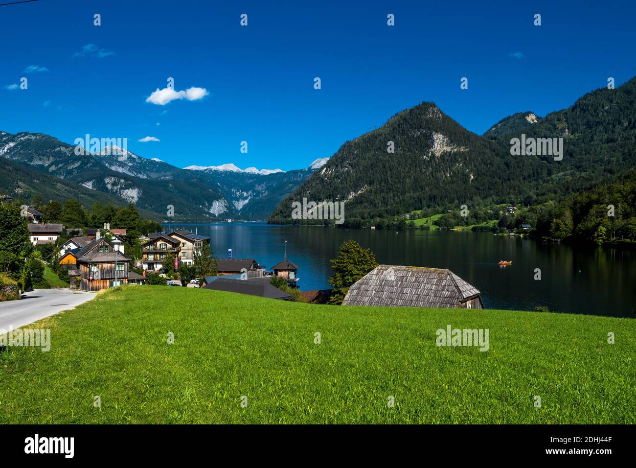 View of grundlsee lake and village hi-res stock photography and images ...