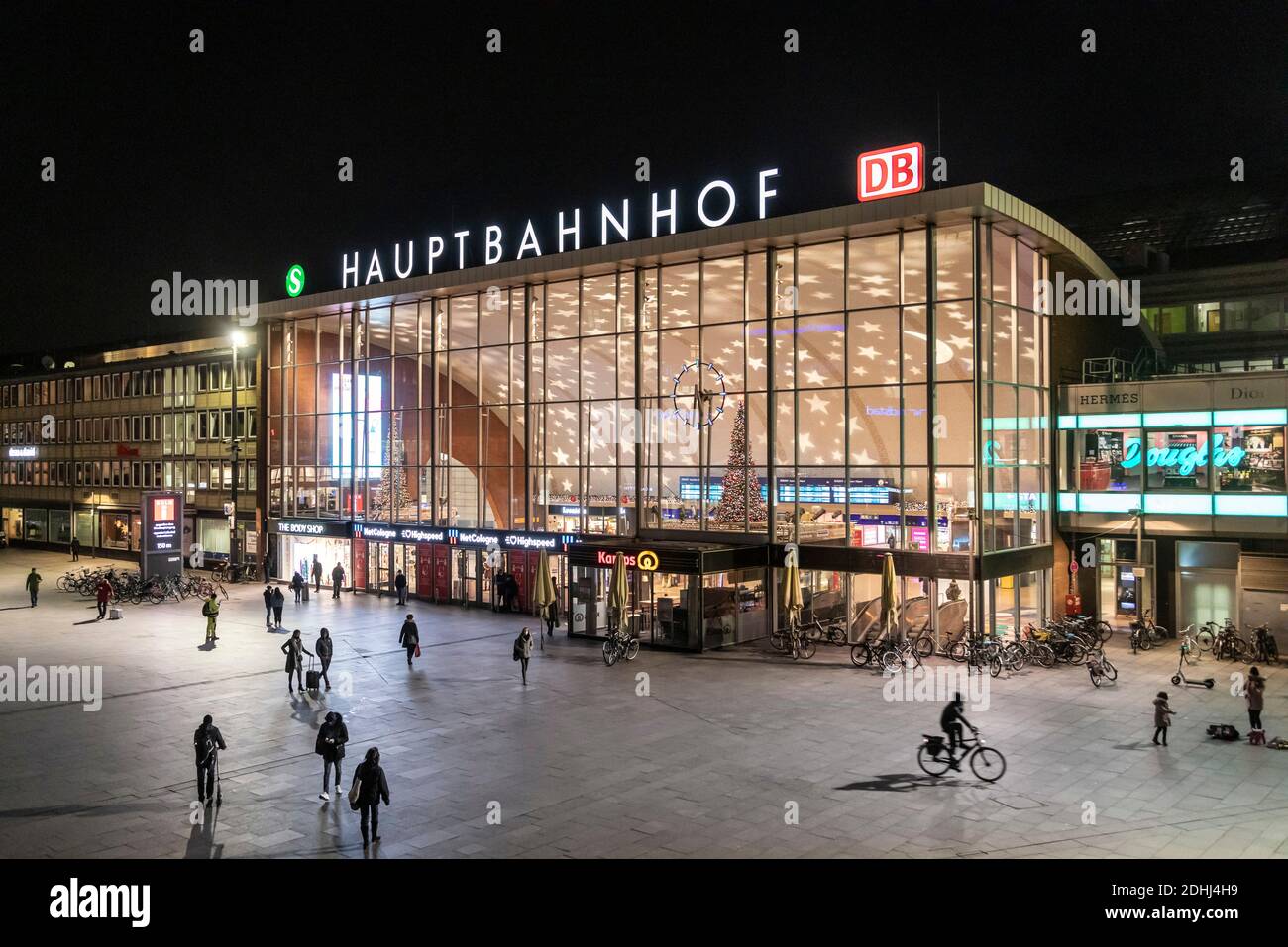 Cologne Central Station Stock Photo - Alamy