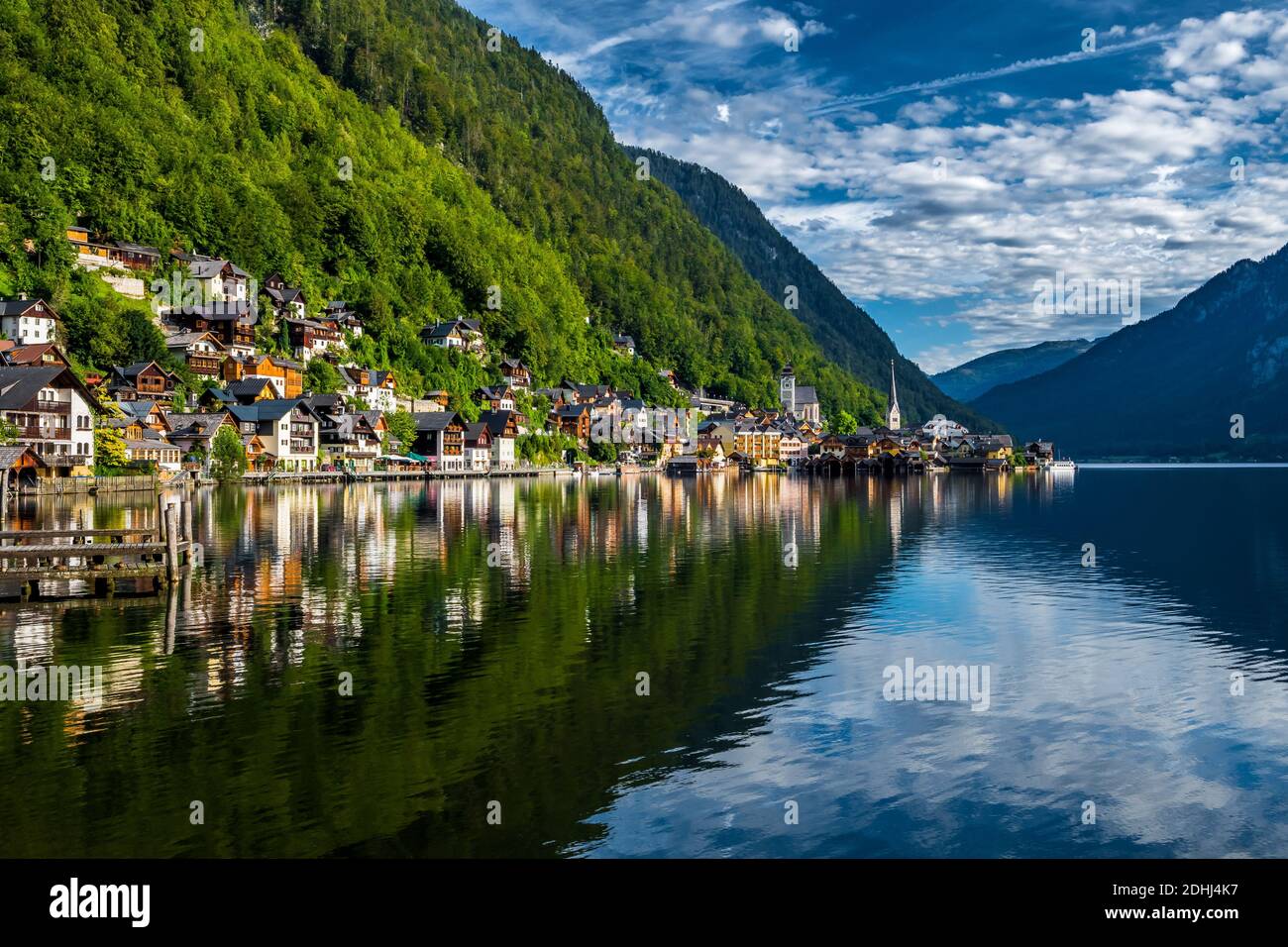Picturesque Lakeside Town Hallstatt At Lake Hallstaetter See In Austria ...