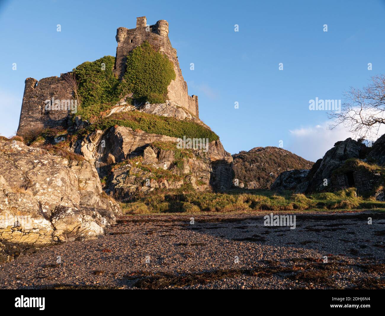 Dorlin castle hi-res stock photography and images - Alamy