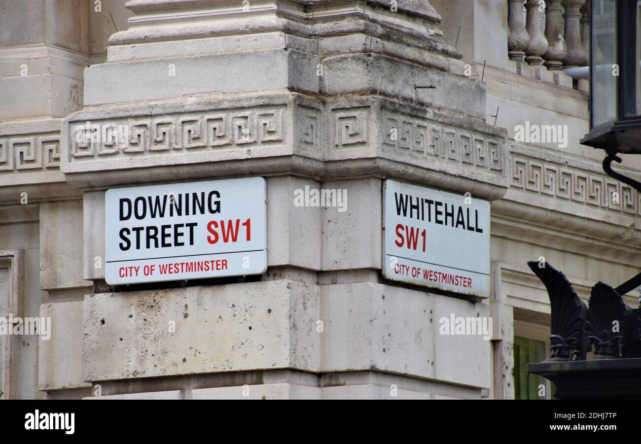 Road signs for parliament street and whitehall hi-res stock photography ...