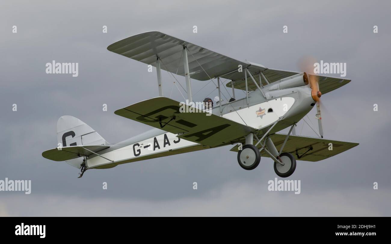 de Havilland DH60 Moth bi-plane Stock Photo - Alamy