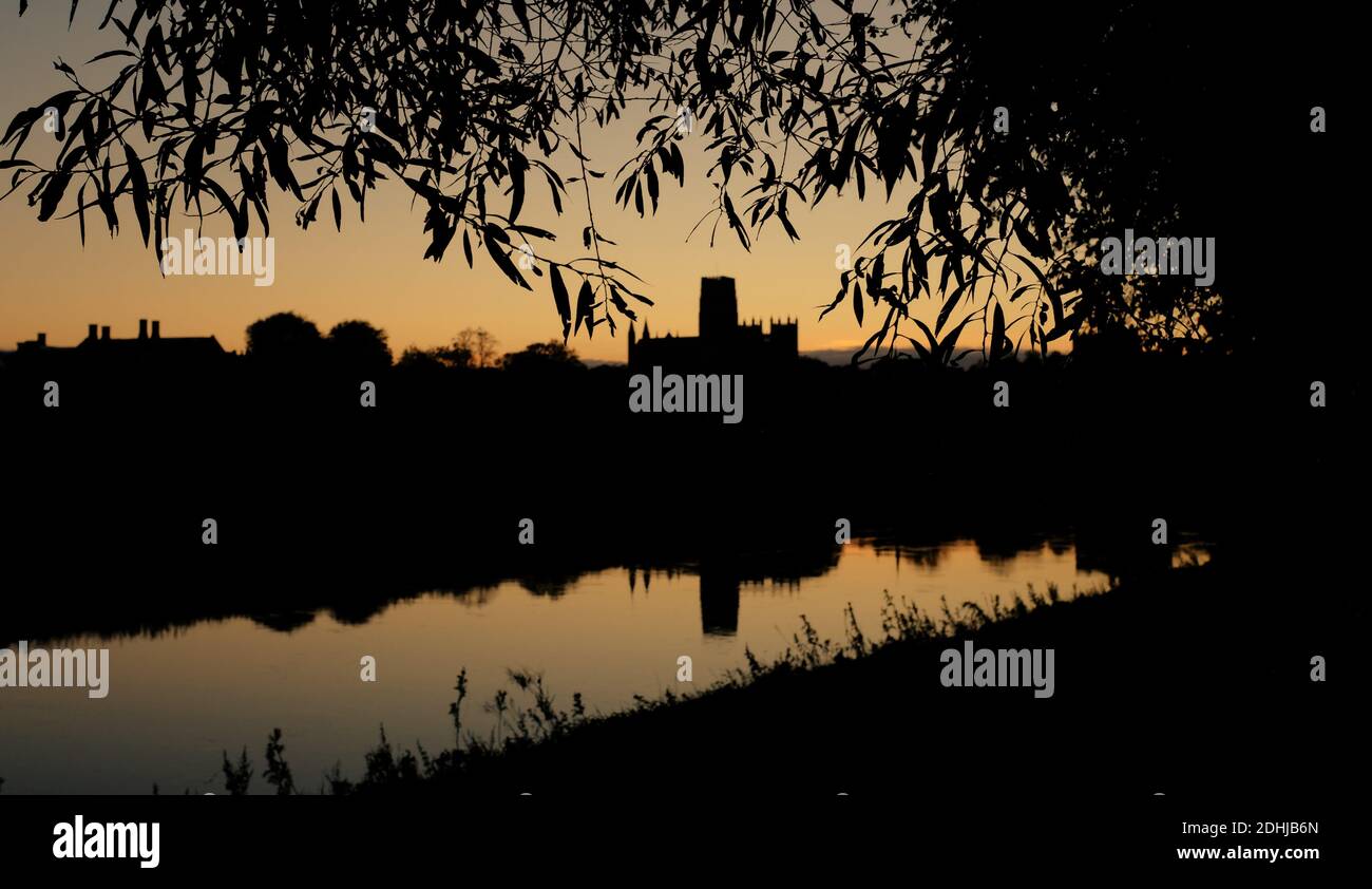 Durham cathedral at sunset hi-res stock photography and images - Alamy