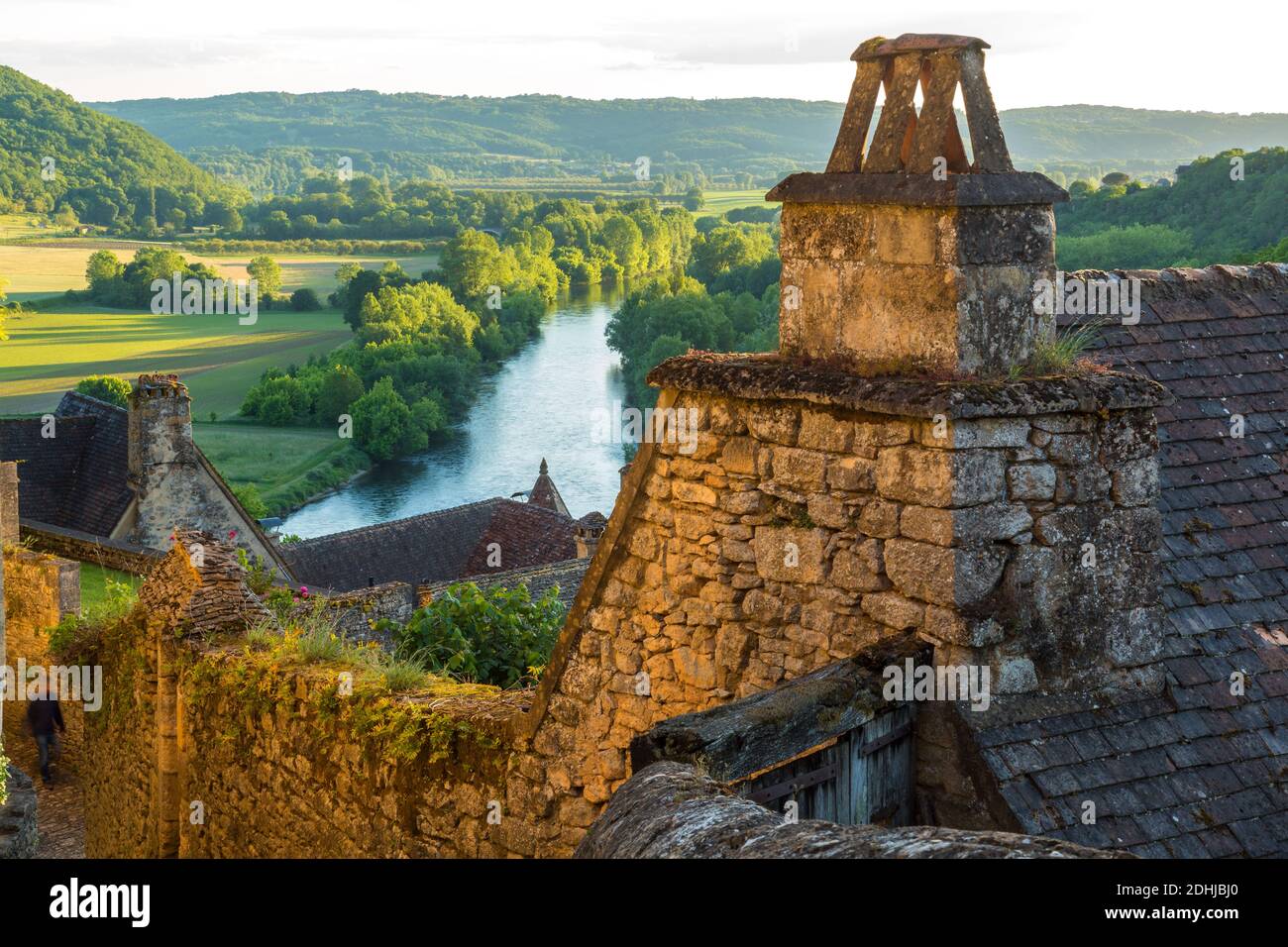 View over Beynac-et-Cazenac & Dordogne River, Beynac, Dordogne, France ...