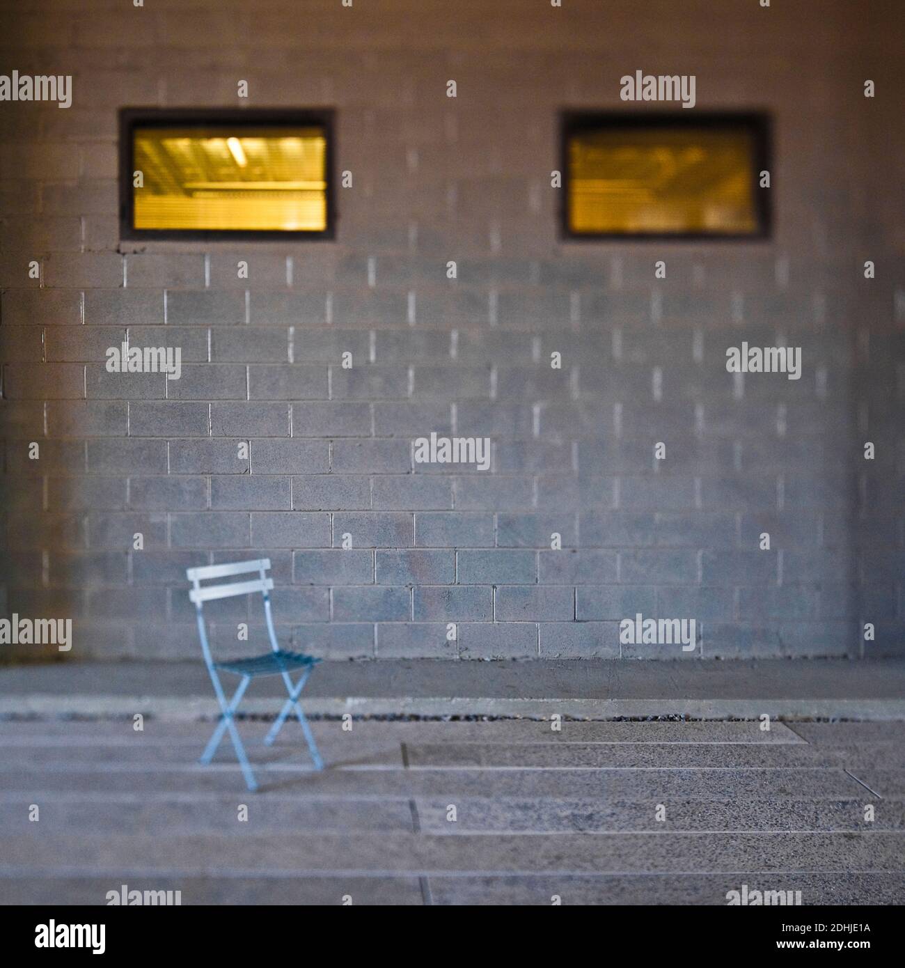 Cinder block chair hi-res stock photography and images - Alamy
