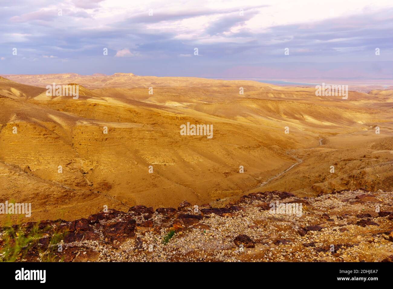 Sunset view of the Judaean Desert and the Dead Sea, from Moab viewpoint ...