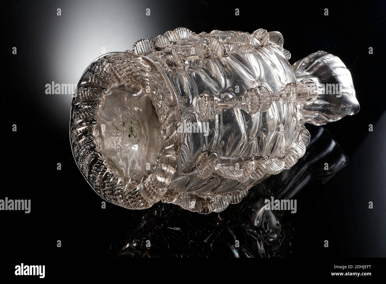 Ravenscroft lead crystal glass hi-res stock photography and images - Alamy