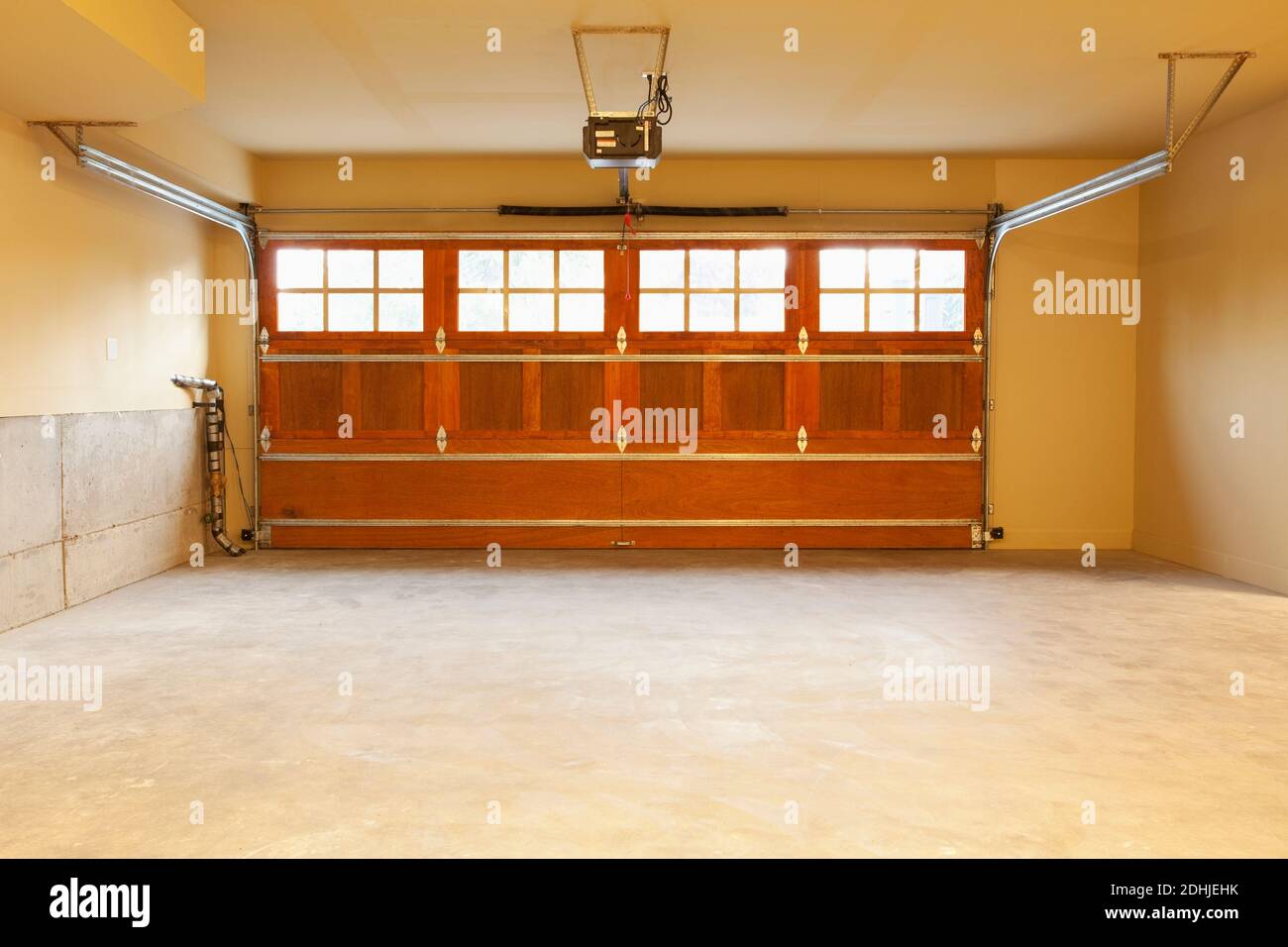 Interior of an empty domestic garage Stock Photo - Alamy