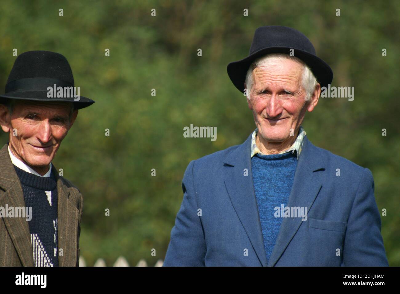 Two elderly brothers in Romania's countryside Stock Photo - Alamy