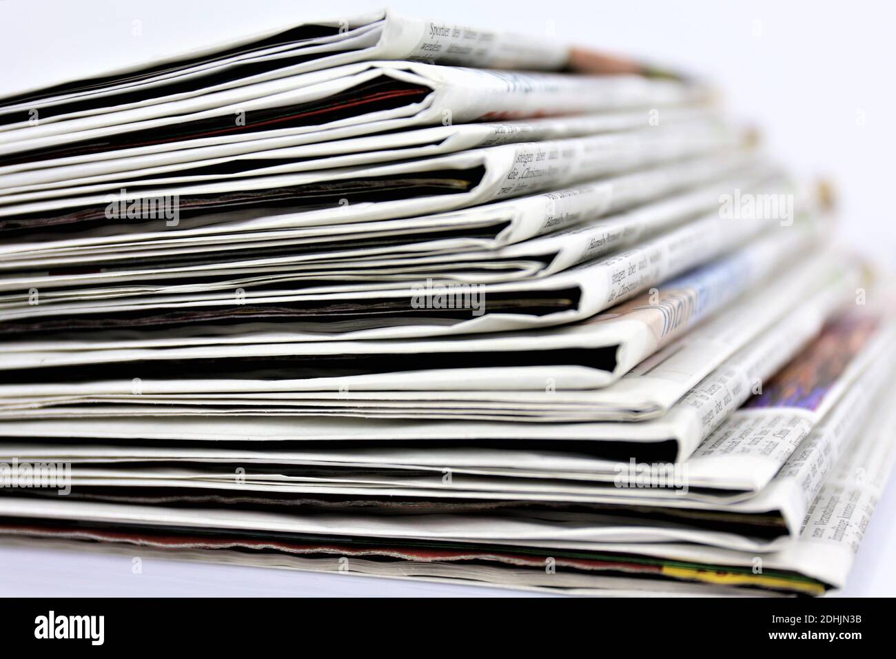 stack of newspapers Stock Photo - Alamy