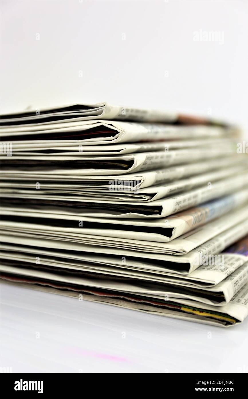 stack of newspapers Stock Photo - Alamy