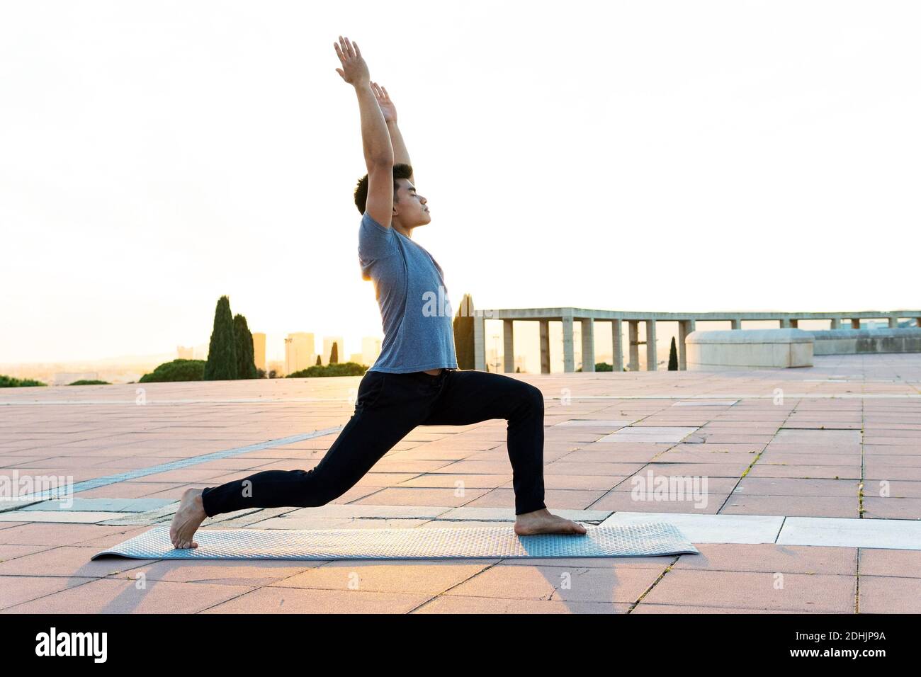 Crescent pose hi-res stock photography and images - Alamy