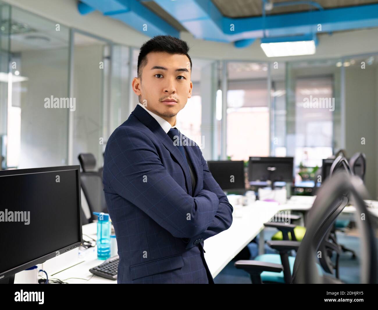Well offi hi-res stock photography and images - Alamy